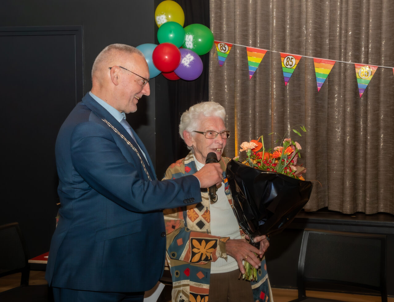 Hendrika Elskamp-Reezigt Lid in de Orde van Oranje-Nassau - Vaassen Actief