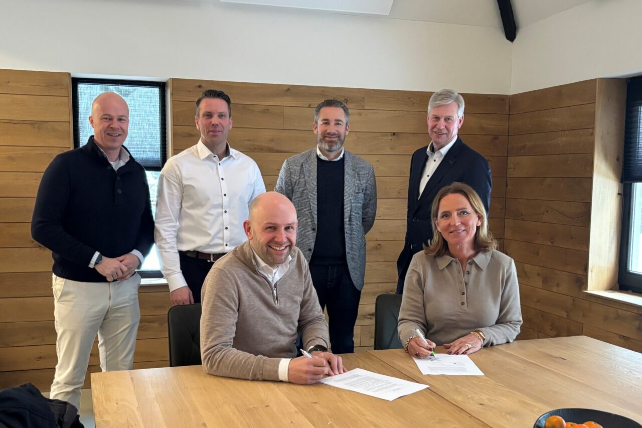 Koopovereenkomst ondertekend: kleinschalige woonzorglocatie aan de ...